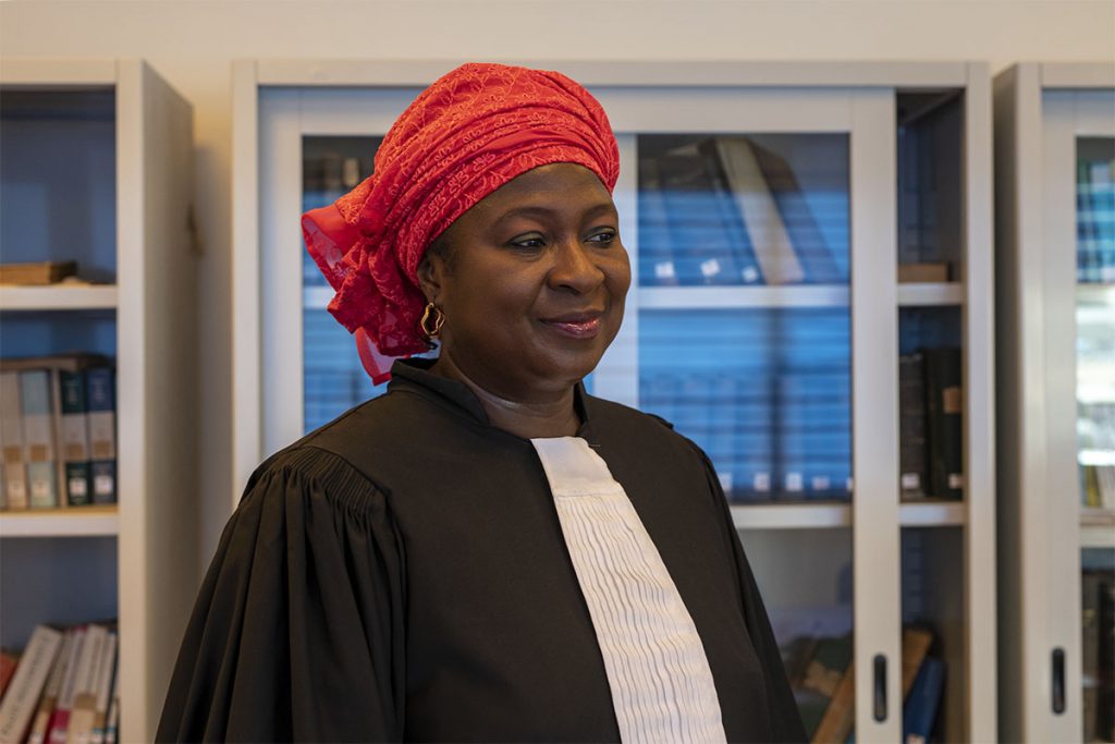Géante Ndéye Fatou Touré - Géantes Invisibles Géante Ndéye Fatou Touré - Géantes Invisibles